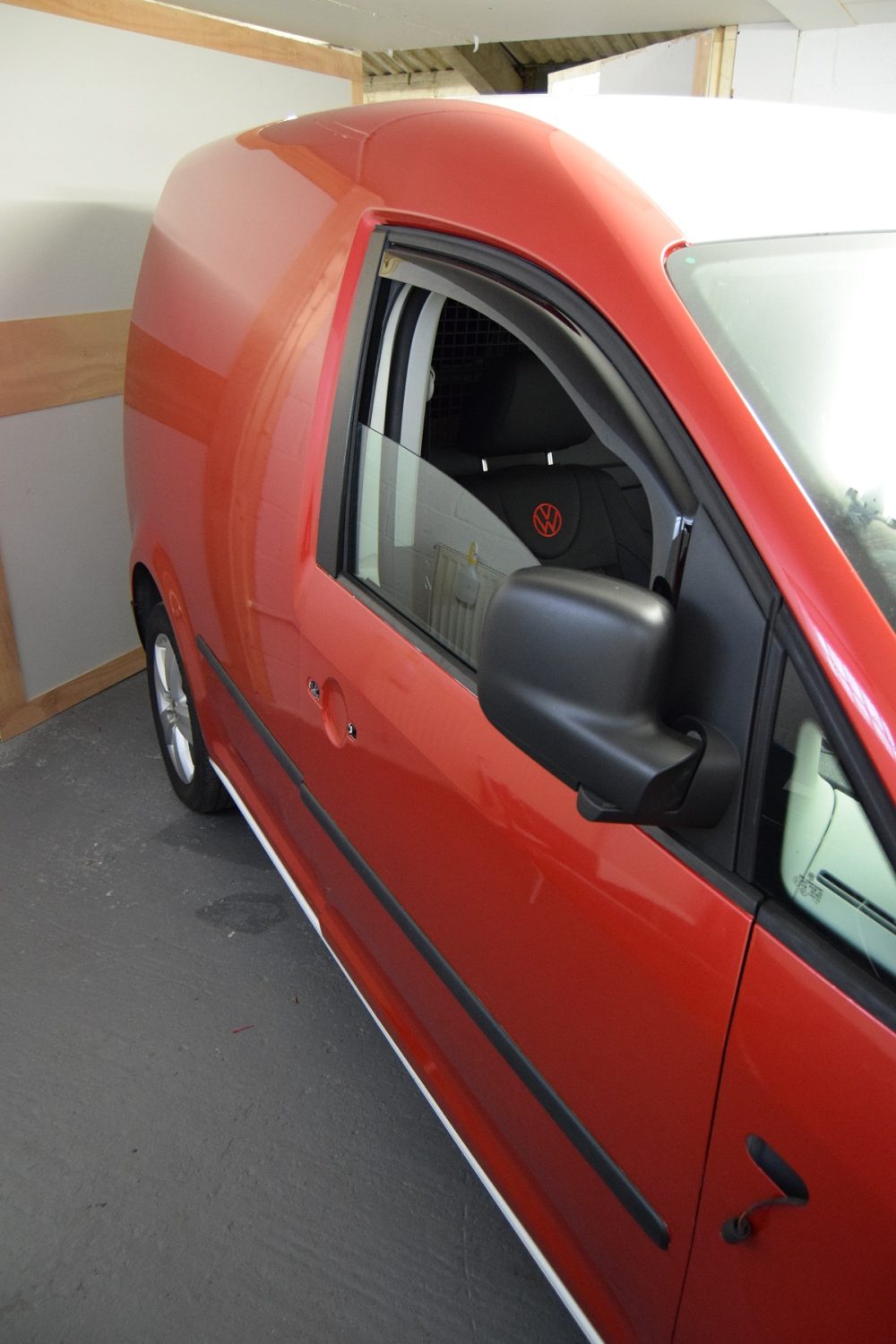 LADZ vinyl wrap a VW Caddy (Part 2.) | LADZ Wrap N Tint