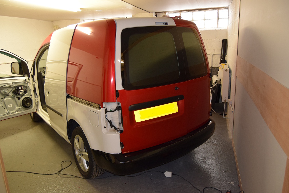 LADZ vinyl wrap a VW Caddy (Part 2.) | LADZ Wrap N Tint