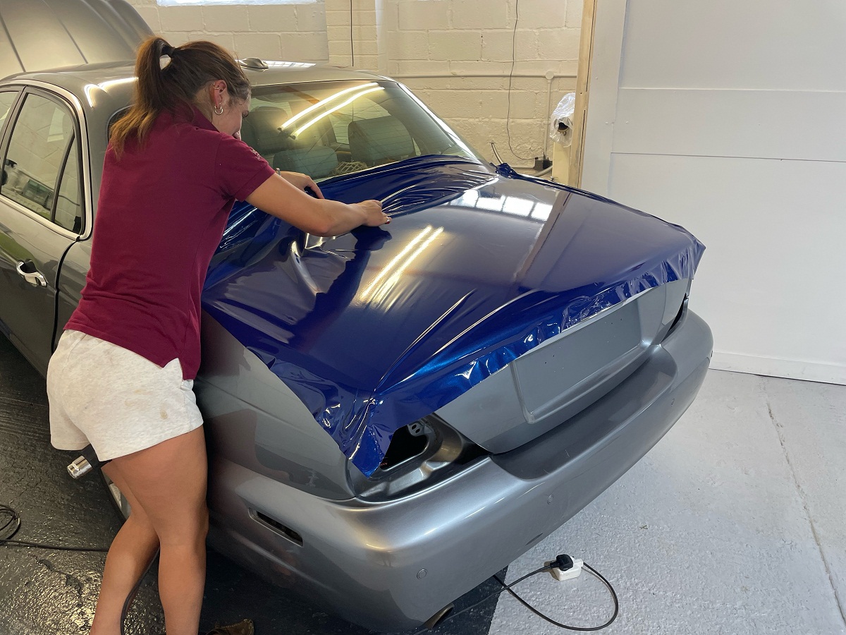 3M 2080 G217 Gloss Deep Blue Metallic | LADZ Wrap N Tint